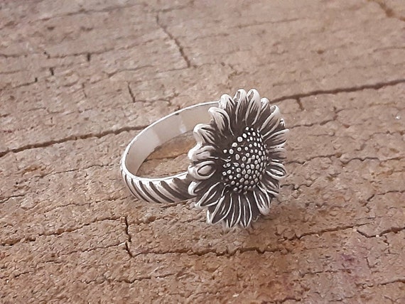 Sterling Silver Sunflower Ring - Etsy