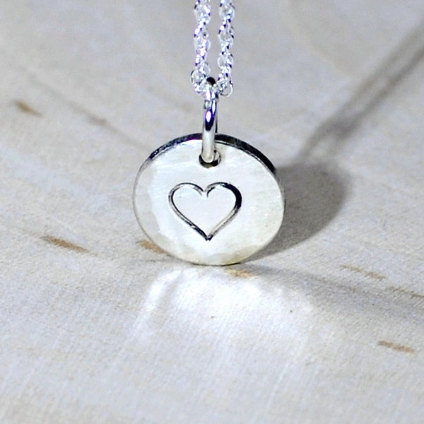 Silver Disc Necklace - Etsy