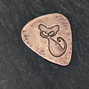 Copper Guitar Pick - Playable With Cute Scarry Cat - Nicispicks ...