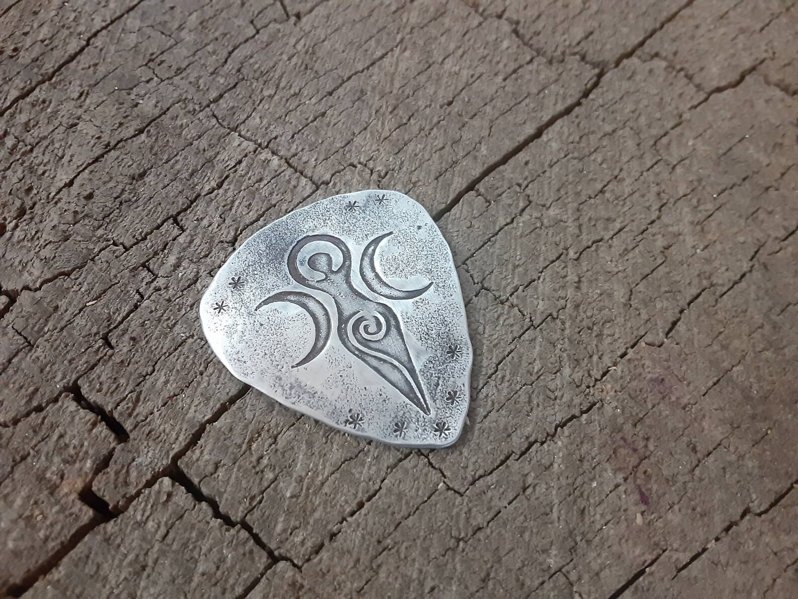 Aluminum Guitar Pick With Moon Goddess Playable Hammered - Etsy