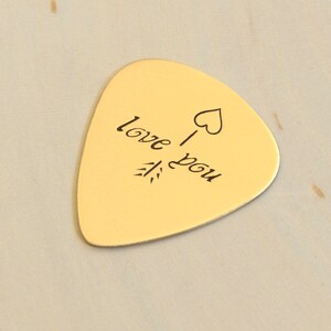 Bronze Love Guitar Pick With Arrow and Heart for Valentine's Day, 8th ...