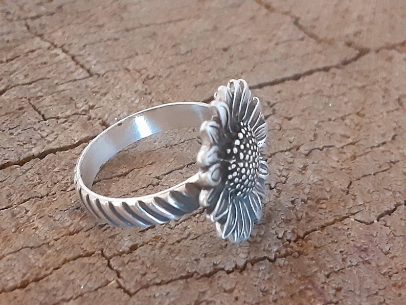 Sterling Silver Sunflower Ring - Etsy
