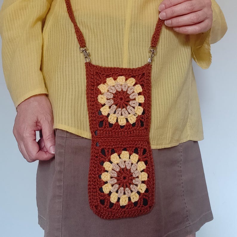 Crochet Granny Square Cell Phone Bag Pattern: Crossbody Water Bottle ...