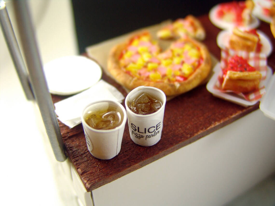 Miniature Tutorial // Building a Pizza Parlor Diorama Tutorial Ebook ...