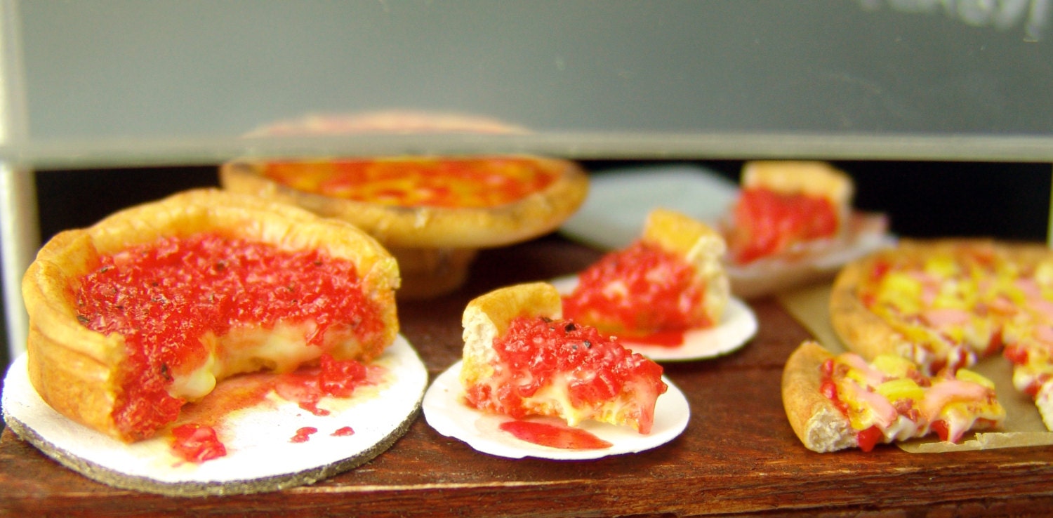 Flexible Silicone Mold Dollhouse Pizza // Deep Dish Pizza Crust Mold ...