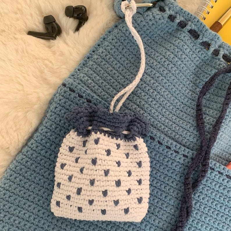 Heart Airpods Case Crochet Pattern, Cute Digital PDF Tutorial, DIY ...