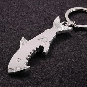 Metal Shark Keychain - Ocean Animal Key Ring, Cool Gift for Men & Women ...