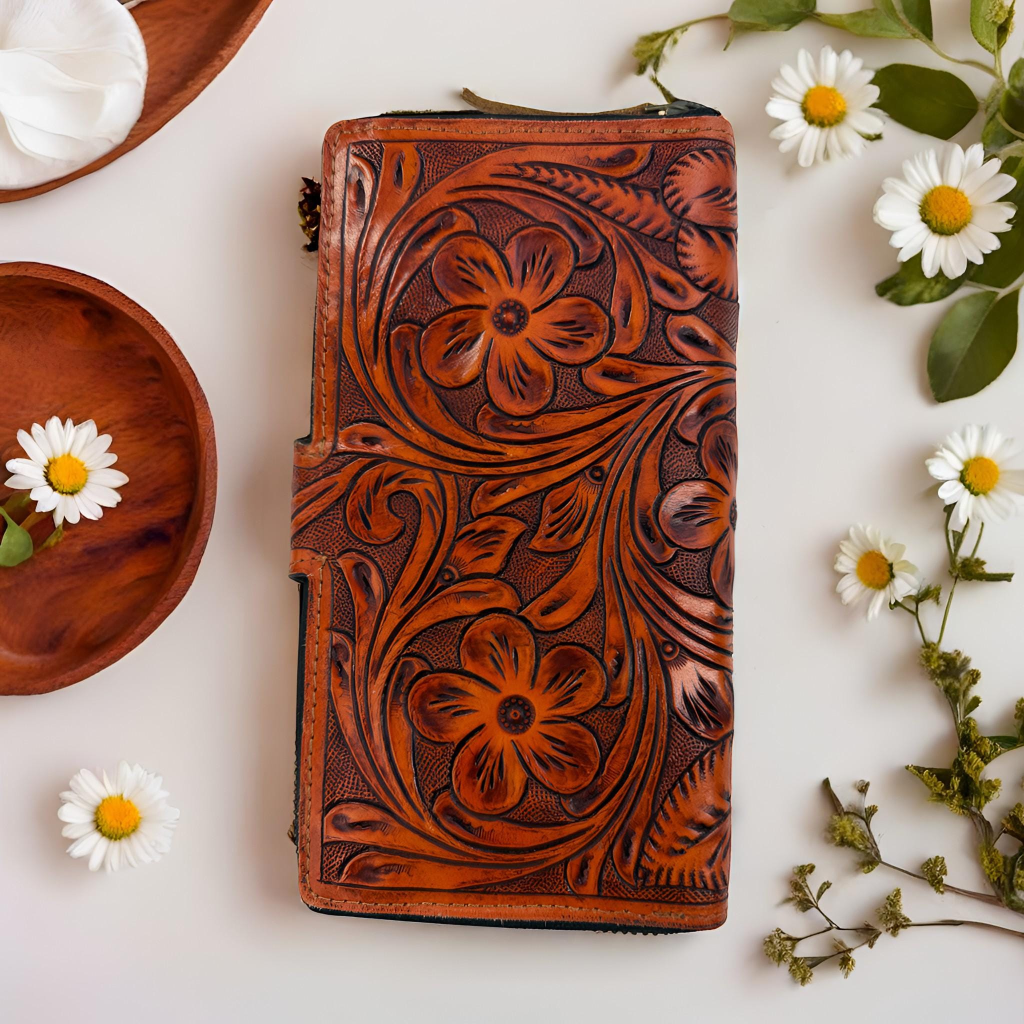 Western Carved Women's Leather Wallet, Tooled Wallet Zip Purse Clutch ...