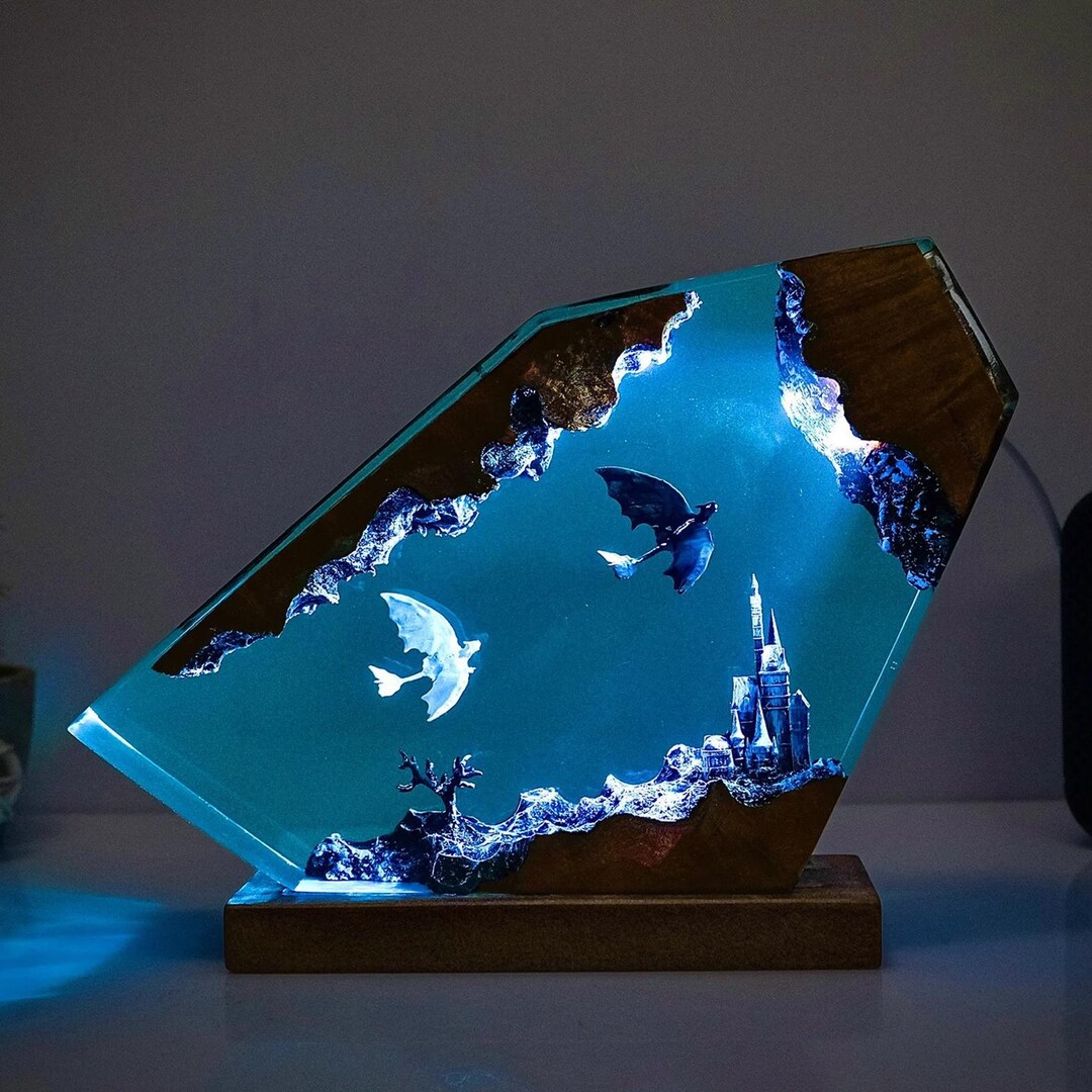 Train Your Dragon Fly Over the Castle Night Lights, Resin Epoxy Lamp ...