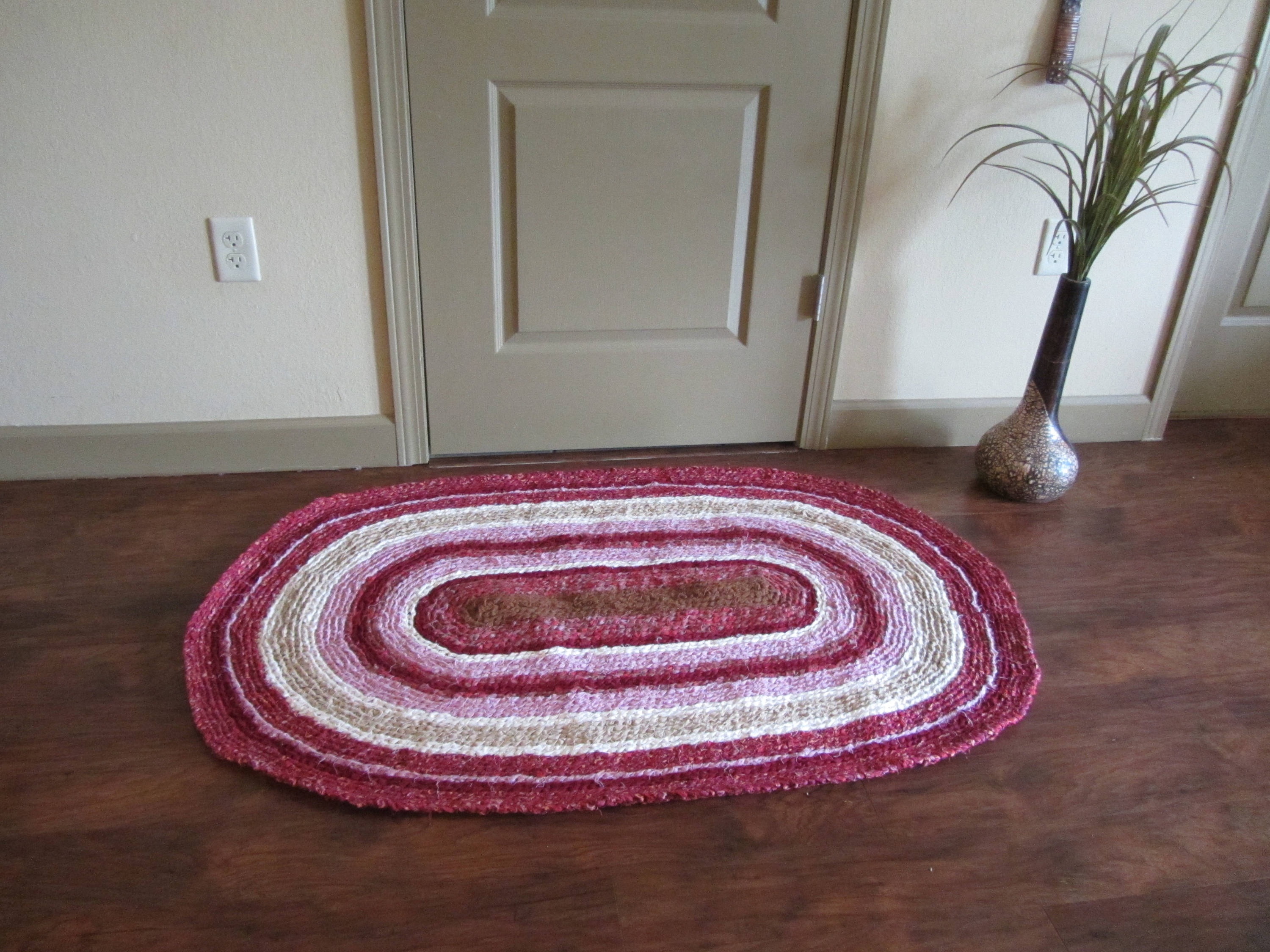 Classic Oval Rag Rug in Reds, Pinks and Tans - Etsy