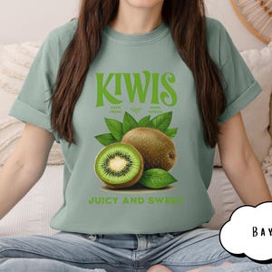Fresh Summer Tropical Beach Kiwi T-shirt, Kiwifruit Farmers Market T ...