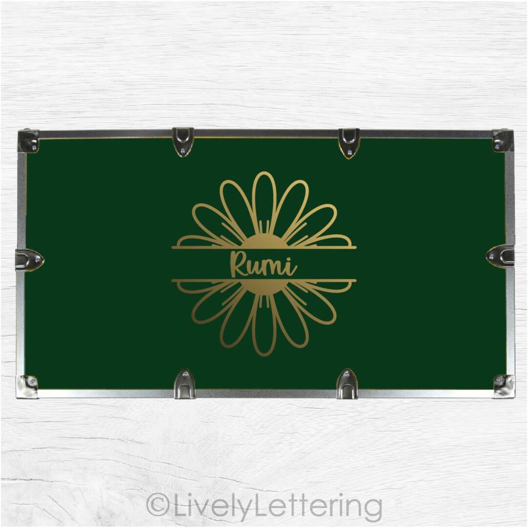 Personalized Daisy Name Decal, Split Flower Cursive Sticker for Girls ...