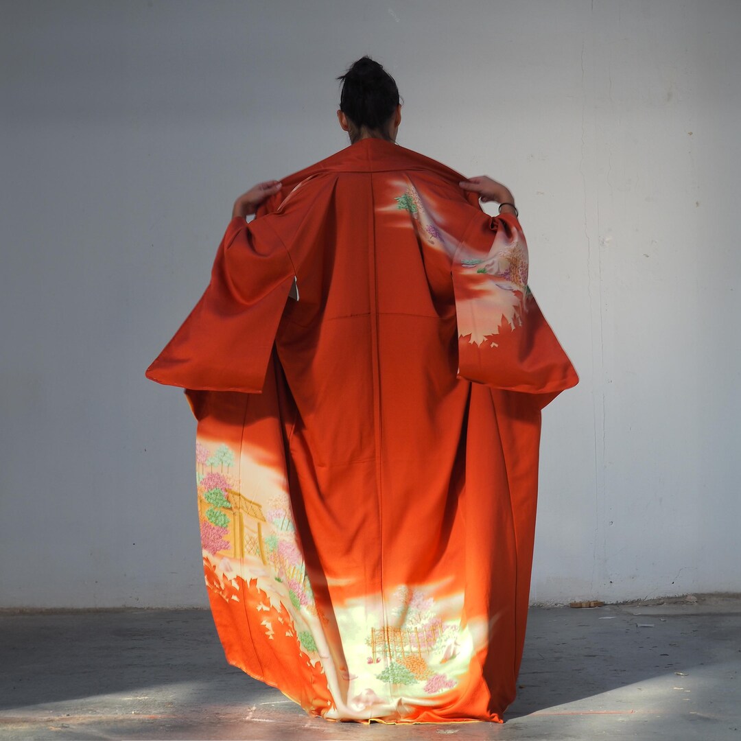 Vintage Japanese Momiji Inspired Maroon Kimono, Original Japanese ...