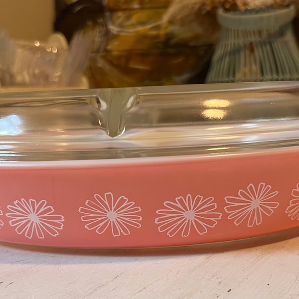 Pink Daisy Vintage Pyrex Casserole Dish - Etsy