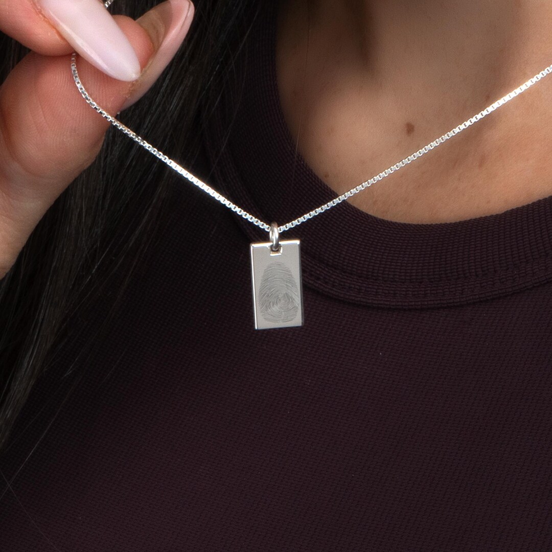 Fingerprint Dainty Plate Necklace • Personalized Engraved Pendant - Etsy