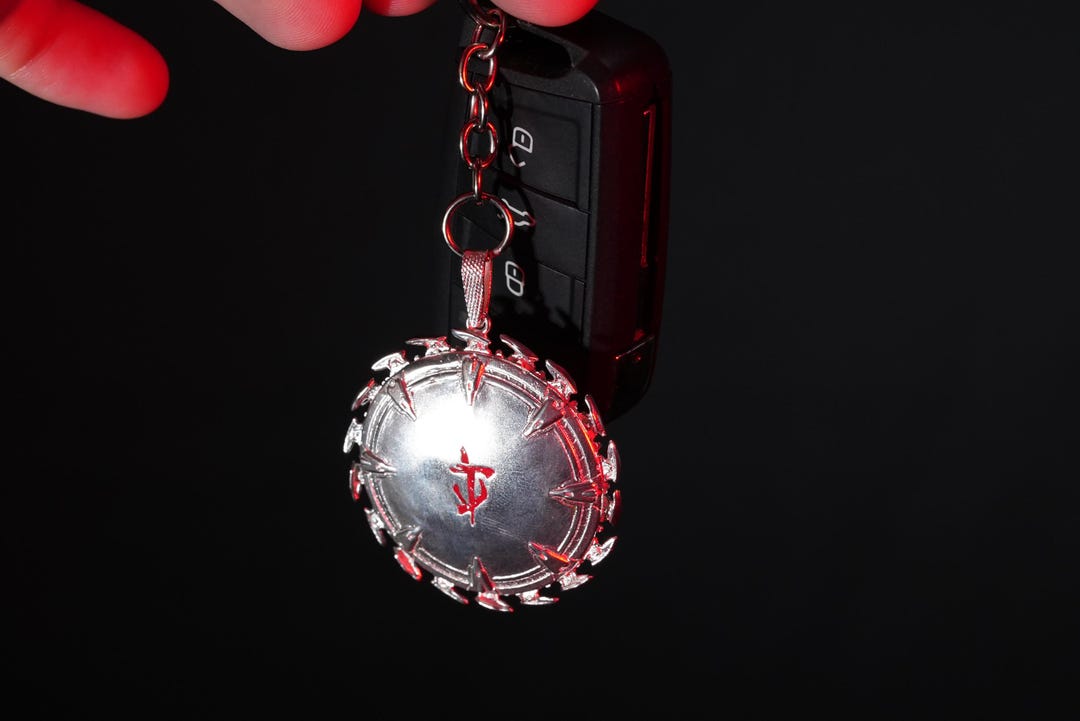 Doom Silver Keychain - Doom the Dark Ages Shield Silver Keychain - Car ...