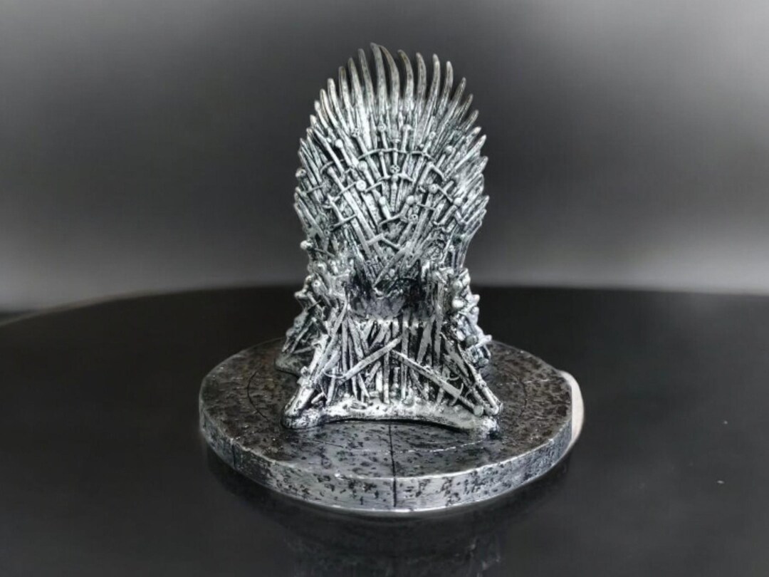 Game of Thrones Iron Throne Replica Mobile Phone Holder Desktop ...