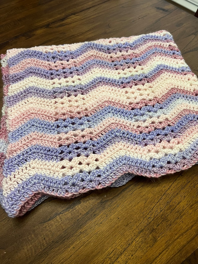 Double Shell Ripple Blanket - Etsy