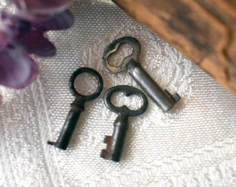 Old skeleton keys | Etsy
