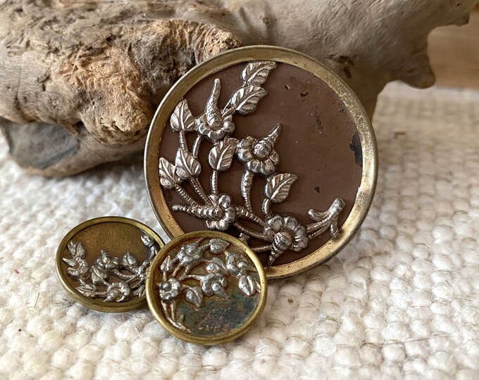 Antique 1800s BUTTON - Floral Picture Button With 2 Smaller Versions ...