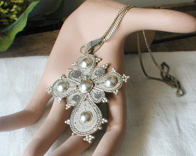 Large Silver Filigree Cross Pendant - Etsy