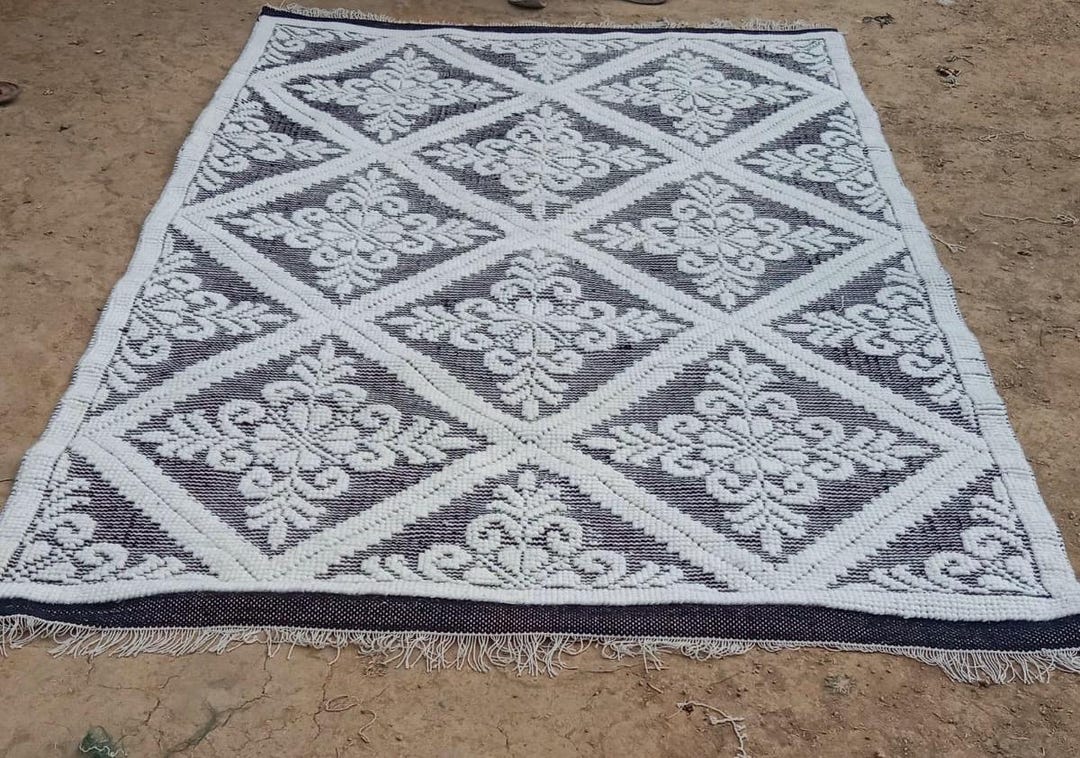 Handwoven Dari Rug – Black & White Geometric Floral Cotton Carpet ...
