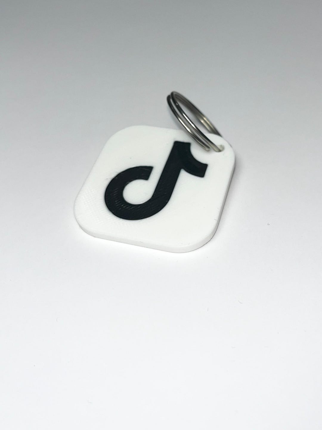 NFC Tiktok Tag – Share Your Tiktok Profile With a Simple Scan, Best ...