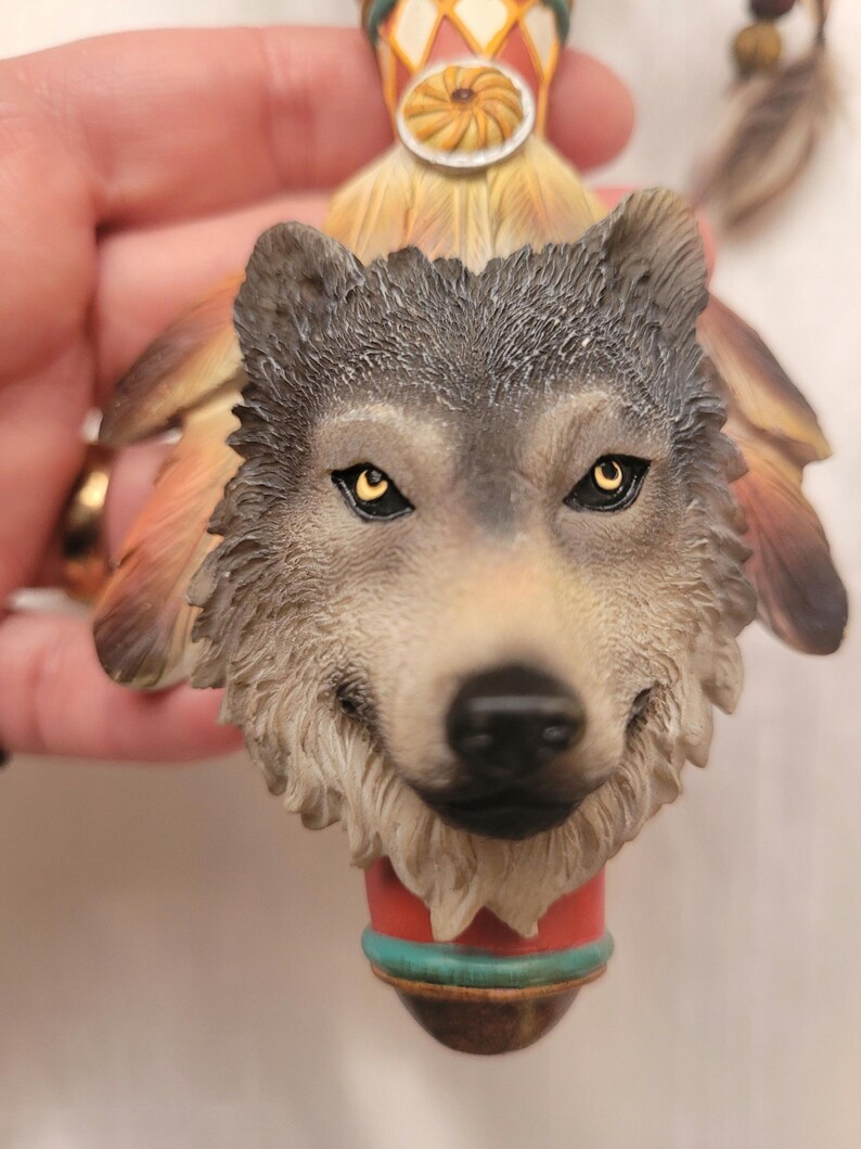 Tomahawk Native Indian Wolf Decorative Wildlife Wall Decor Bradford ...