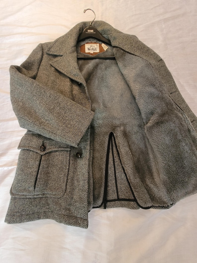 Vintage Woolrich Mens 100% Wool Coat Jacket Button Cruiser Fur Lined ...