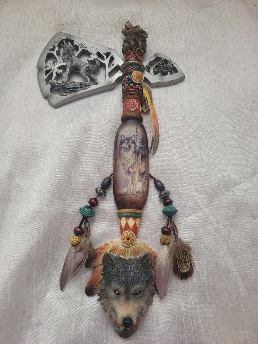 Tomahawk Native Indian Wolf Decorative Wildlife Wall Decor Bradford ...