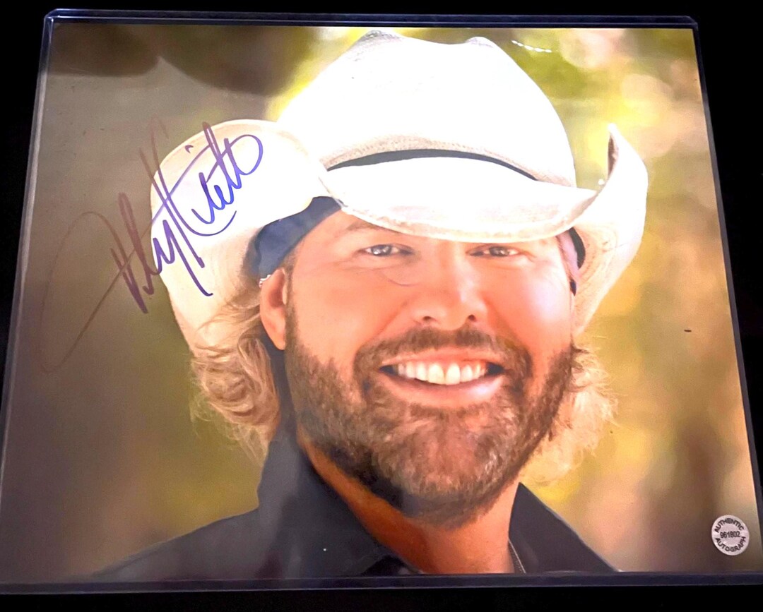 Signed Toby Keith Autographed Picture With COA & Matching Hologram ...