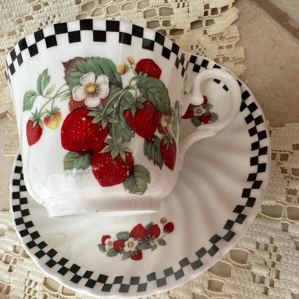 Strawberry Tea Set - Etsy