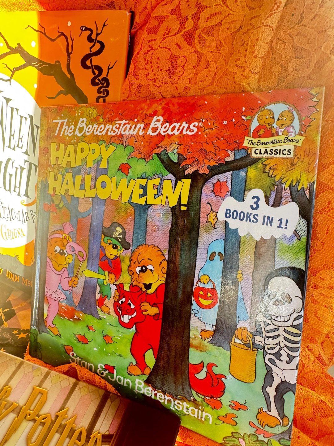 Happy Halloween! - the Berenstain Bears (3 Books in 1!) ** First ...