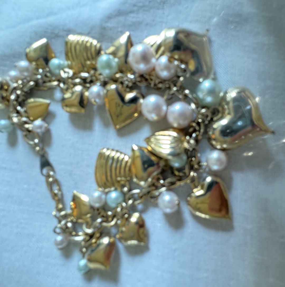 Jingle and Jangle Heart PUFFY Heart Bracelet Faux Pearls All Gold Tone ...