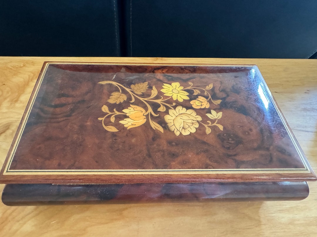 Vintage Musical Jewelry Box Playes "laras" Theme Made in Italy Sorrento ...