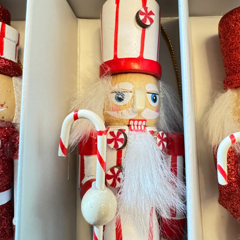 Royal Nutcracker Set Red White Royal Nut Crackers Glitz Glimmer Wooden ...