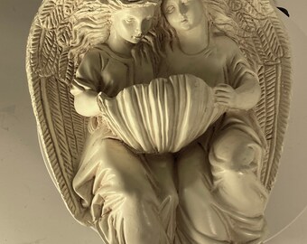 Clam Shell Hanger - Etsy