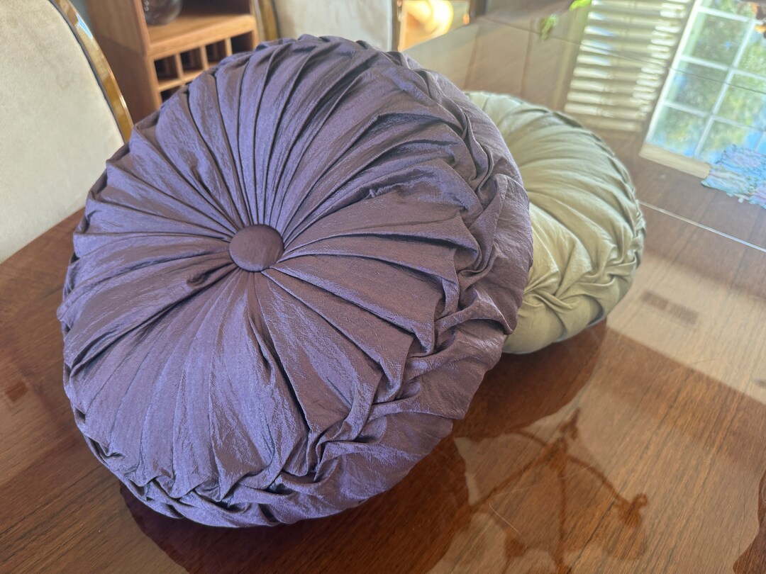 VINTAGE Round Velvet Pleated Pillow Pair, Button in Middle, Double ...