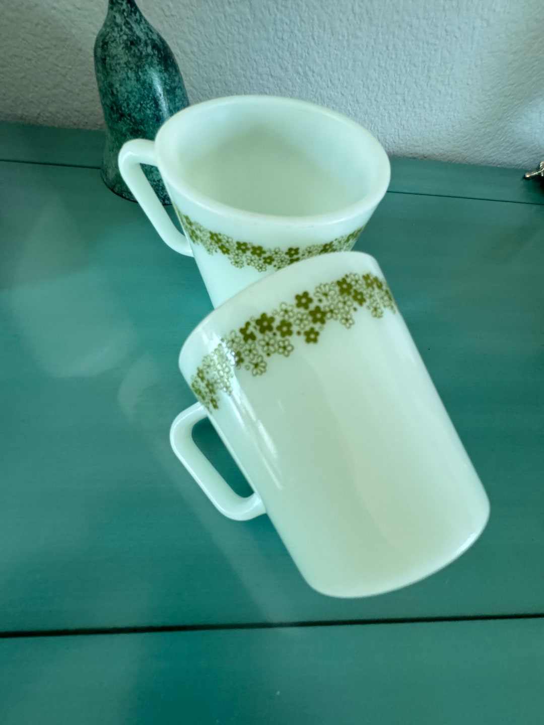 Vintage Pyrex Coffee Mugs White With Green Flower Design Pair Set of ...