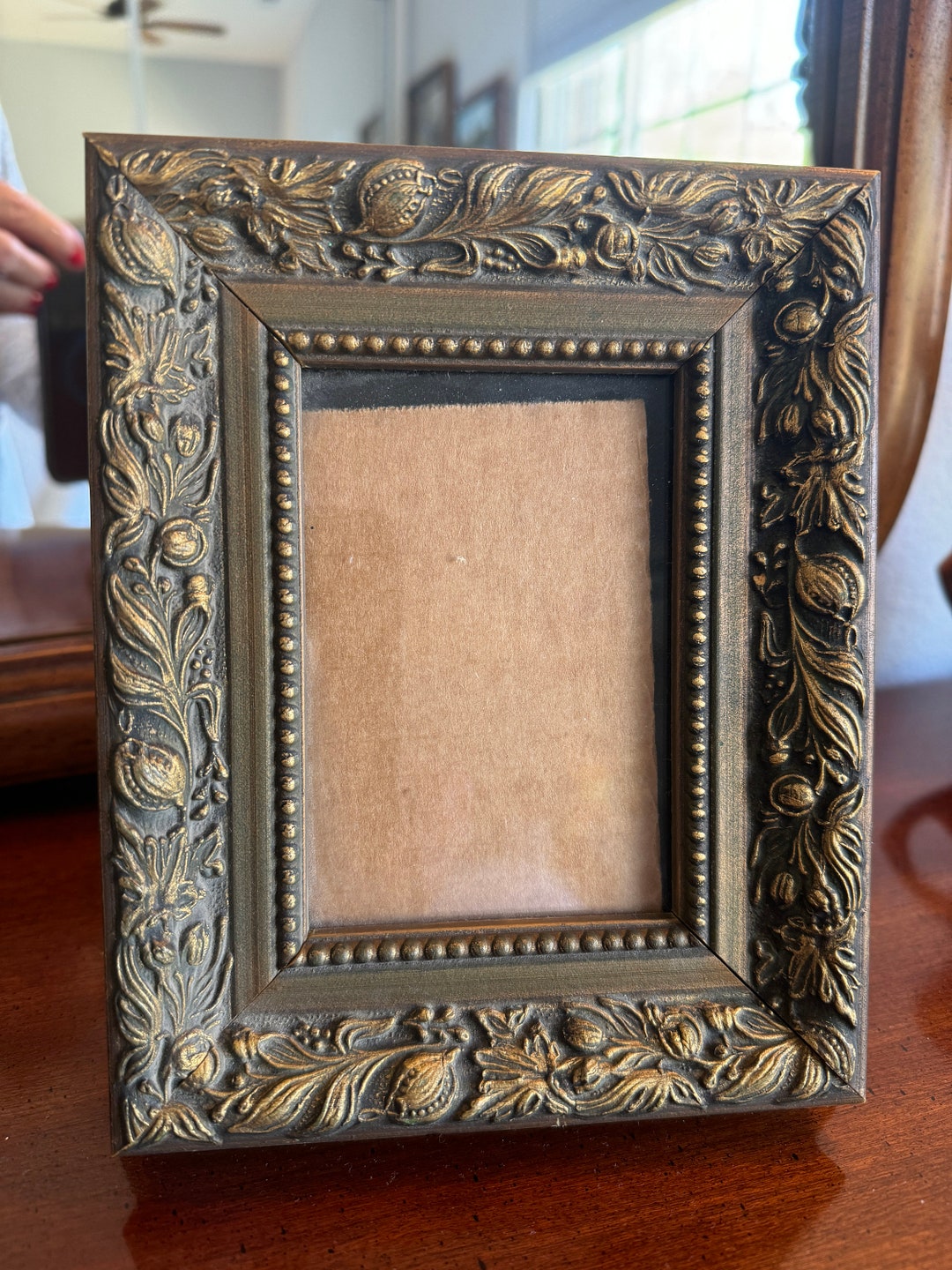 Vintage Free Standing Frame Ornate Vine Gold and Gray Picture Frame 6.5 ...