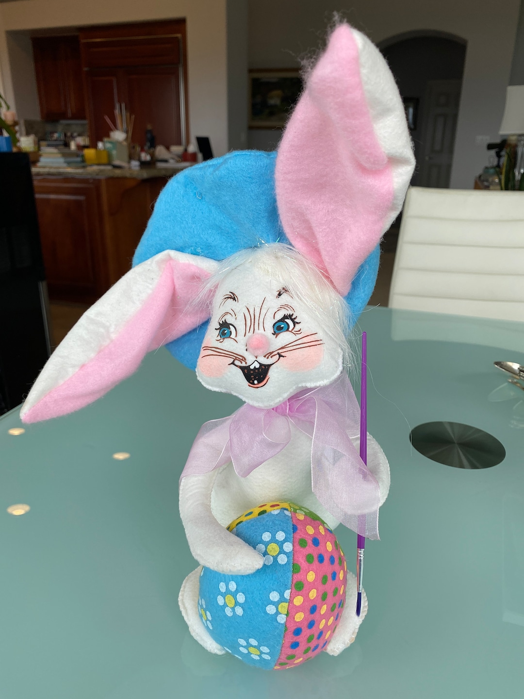 Annalee 2014 Artist Easter Bunny Rabbit Paint Brush and Egg Blue Beret ...