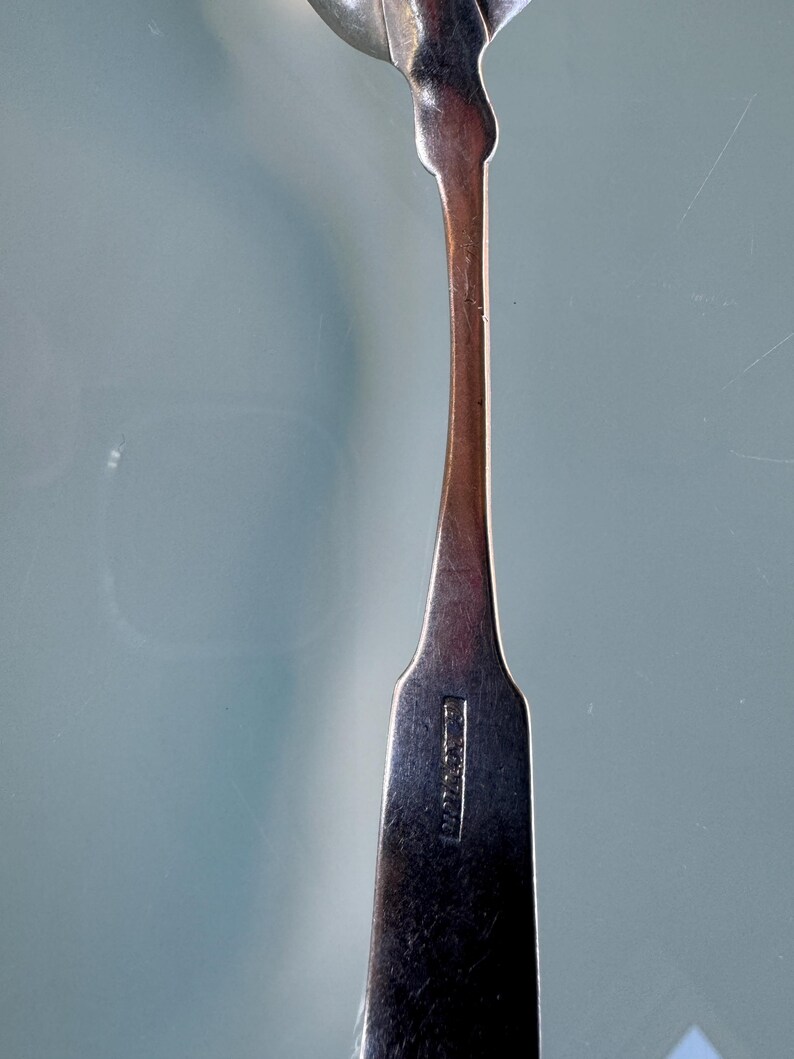 Antique Coin Silver Fiddle Shell End Teaspoon Marked G. Kippen Made ...
