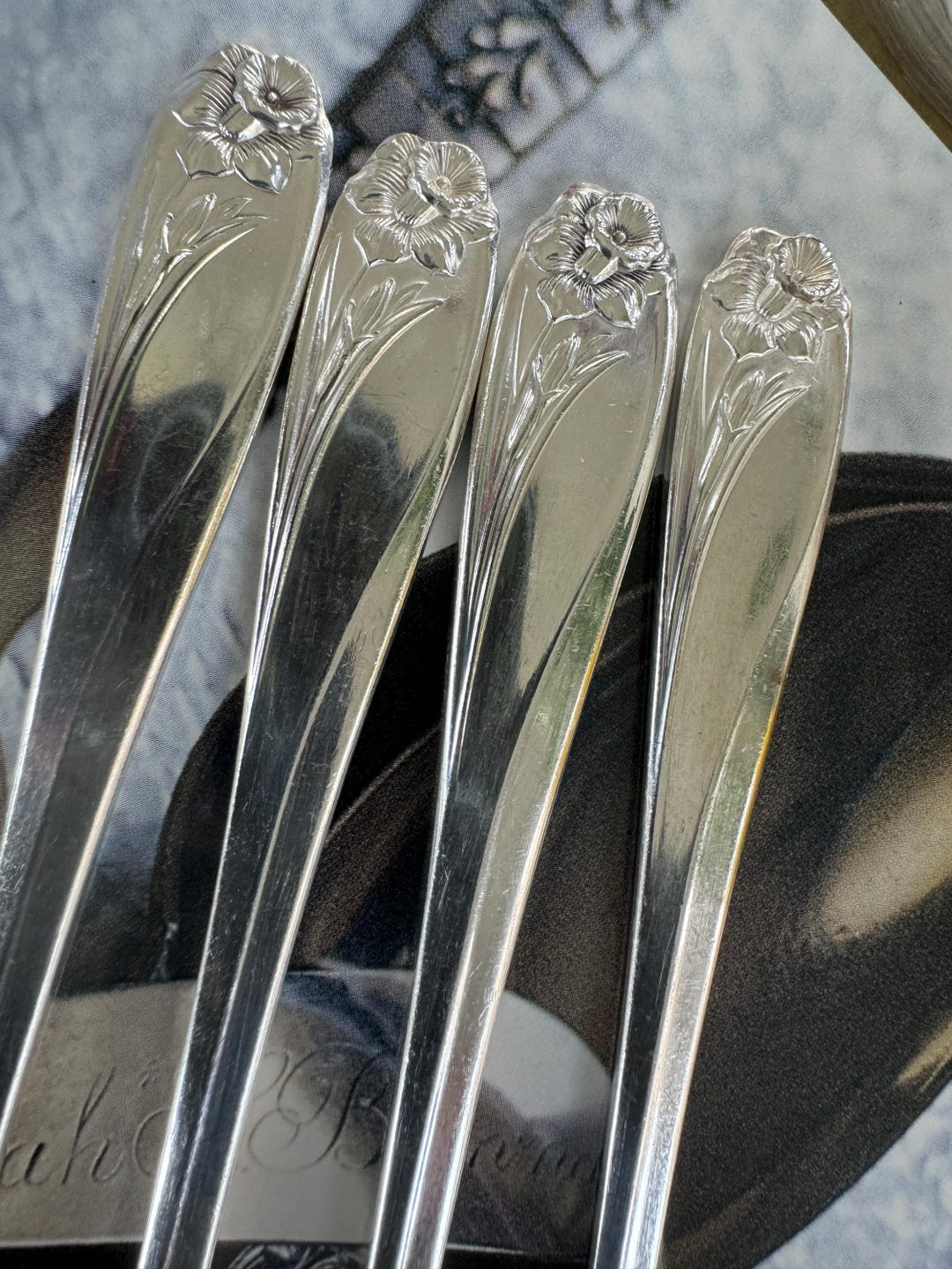 Daffodil Silver Plate Butter Knives Vintage Daffodil by 1847 Rogers ...