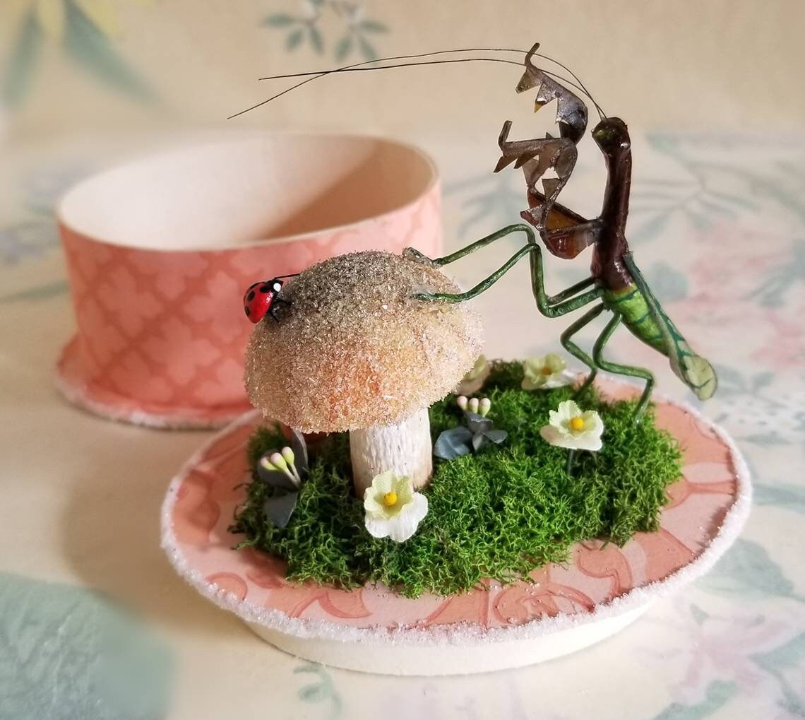 Praying Mantis and Ladybug Woodland Oval Keepsake Box - Etsy