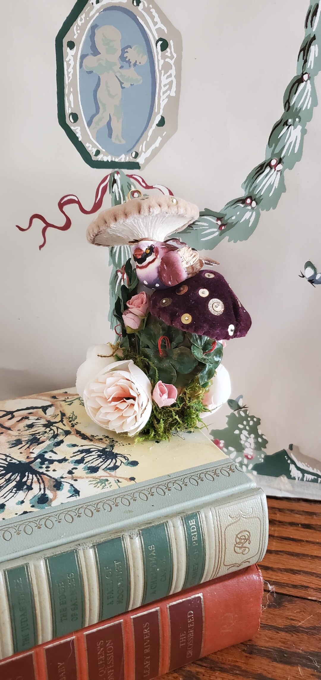 Stunning Glass Glitter Purple Quail and Purple Beige Vintage Velvet ...