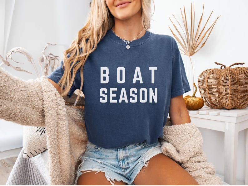 Boat Season T-shirt, Summer Tee, Nautical Shirt, Gift for Boaters ...