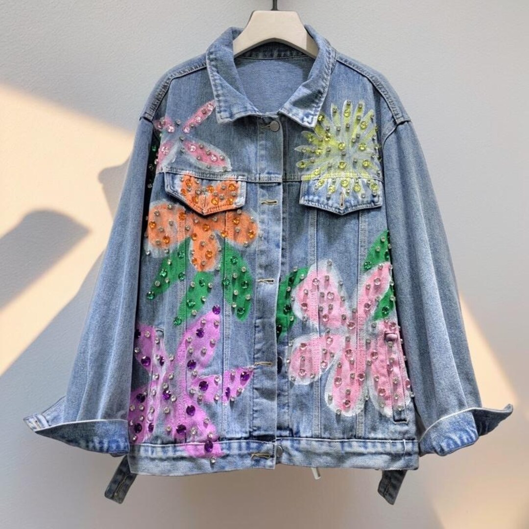 T7 Hand-painted Graffiti Design Gemstone Embellished Loose Fit Women's ...