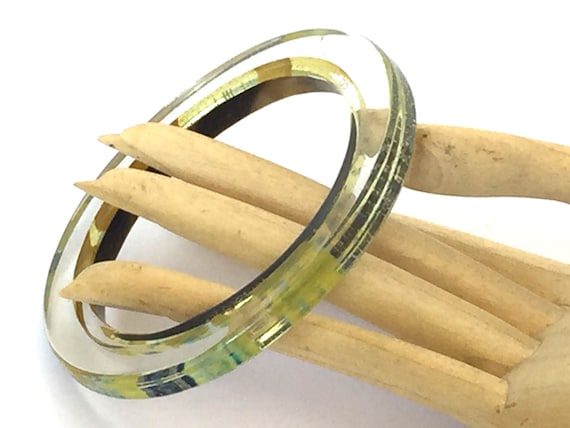 Beautiful Multi Dimensional Designer Glass Vintage Br… - Gem