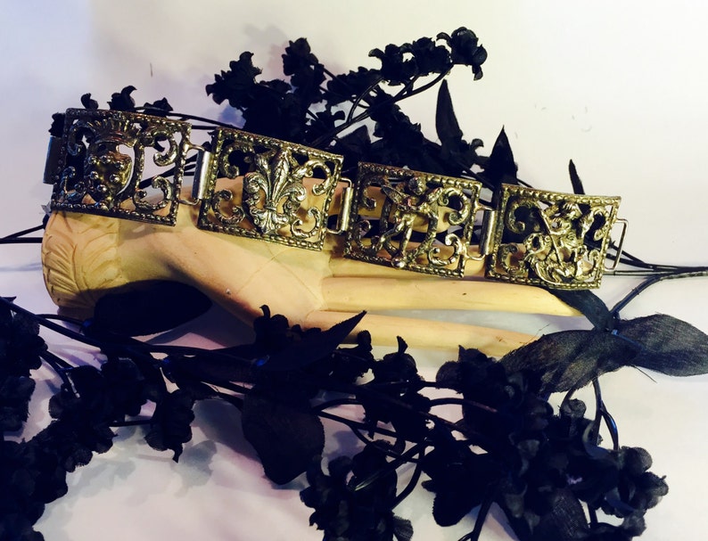 Bold Italian Renaissance Art Nouveau Cini Peruzzi Shield Les - Etsy