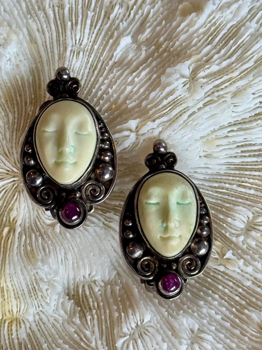 Beautiful Sajen Ruby Sterling Silver Hand Carved Bovine Goddess Face ...